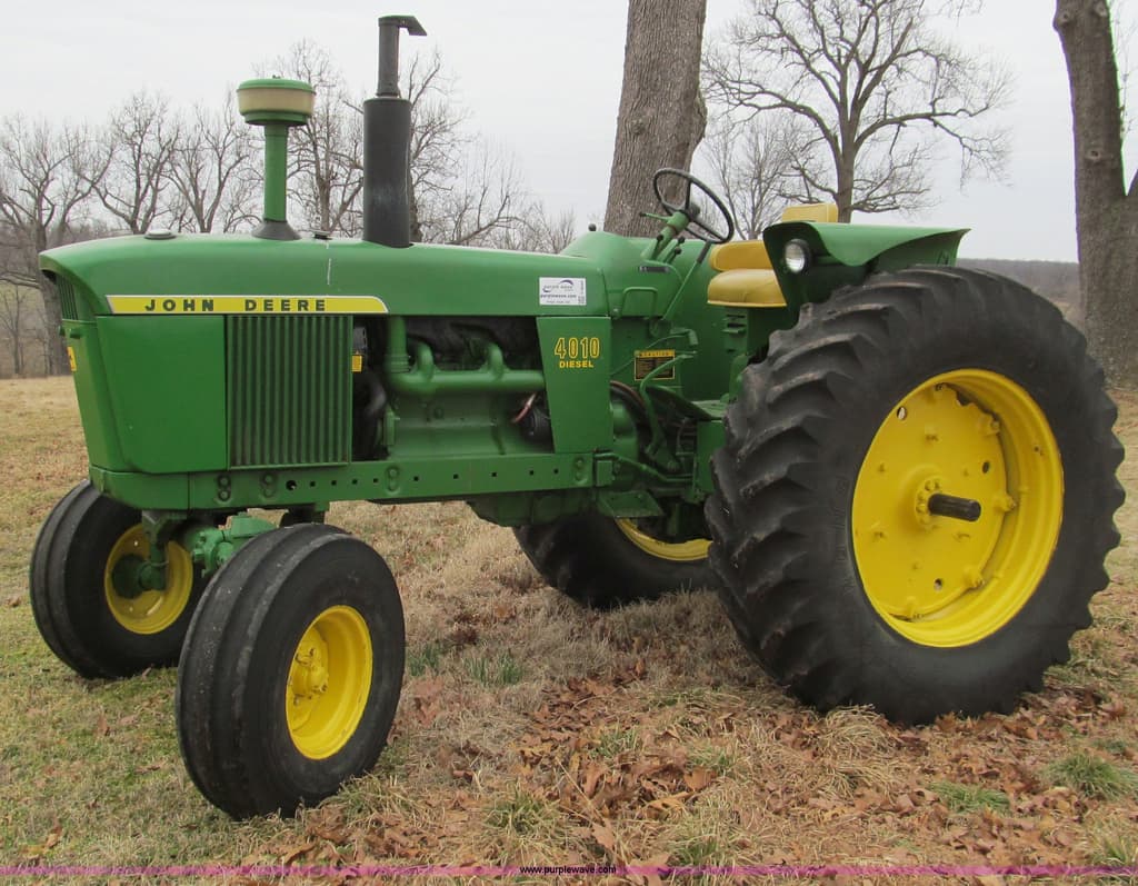 Technical Specifications and Data for John Deere 4010